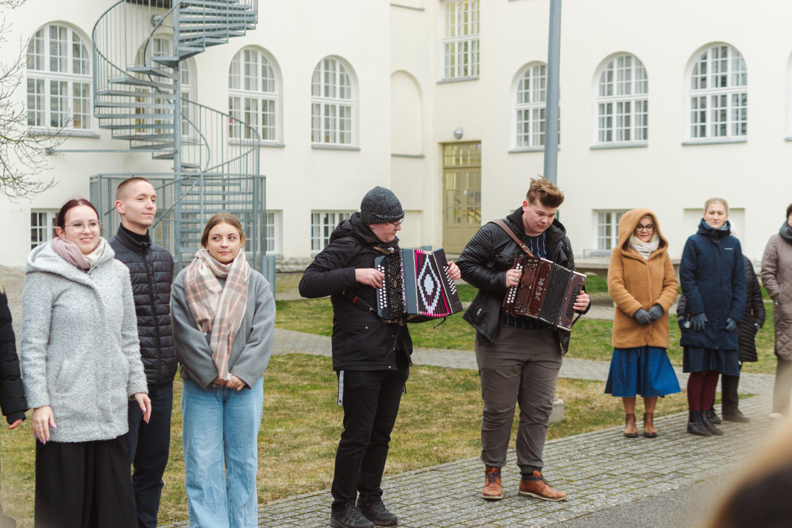 LÜGi sünnipäev - Läänemaa Ühisgümnaasium